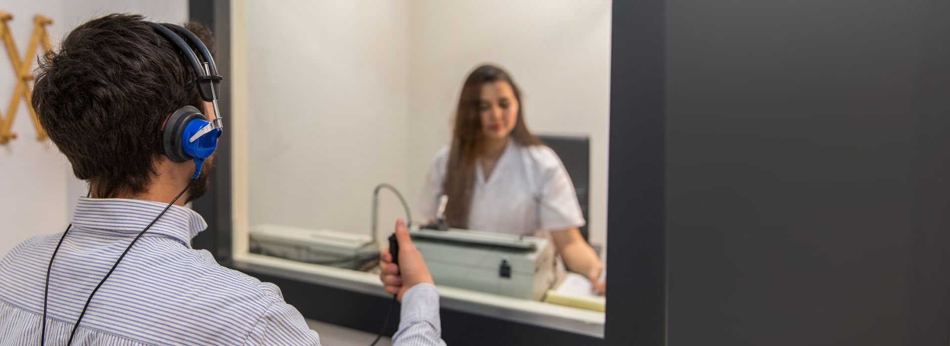 ehs booth - Expert Hearing